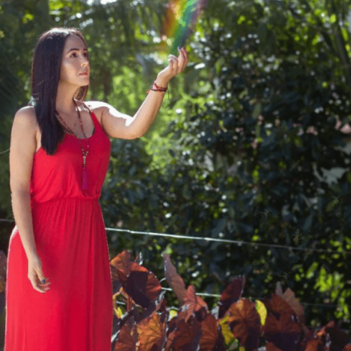 Mia Vanegas – Amor en expansión